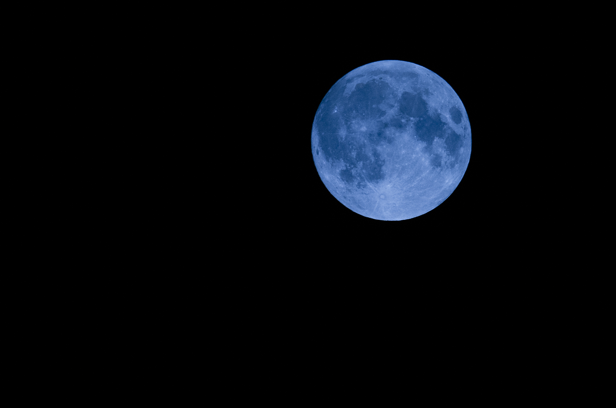 Blue Moons: Types, Definitions, and Cosmic Origins