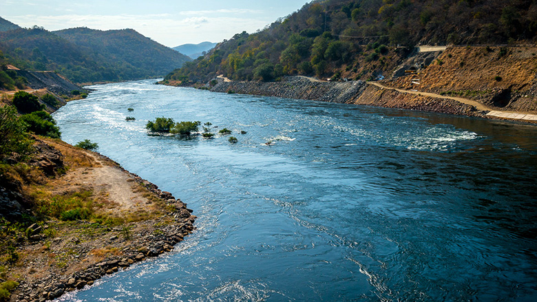 The Zambezi River: A Lifeline for Prosperity