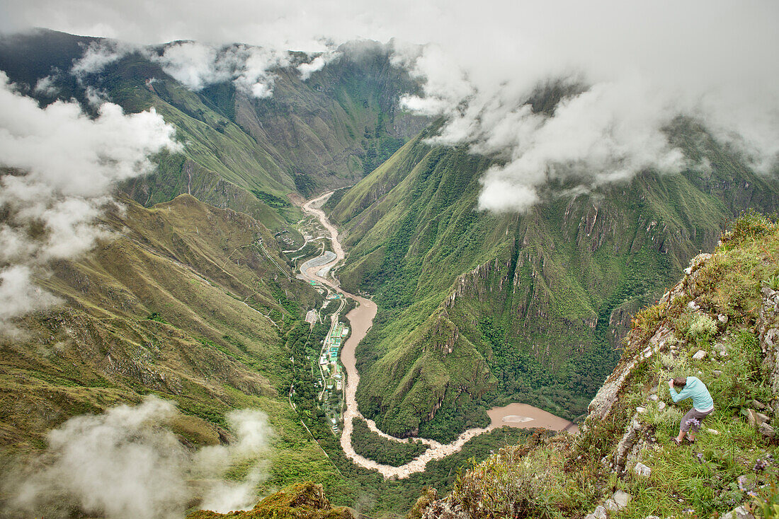 Urubamba River: A Spiritual Odyssey Along the Flowing Waters